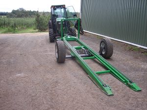 Orchard Bin Loaders - Ben Wye Engineering